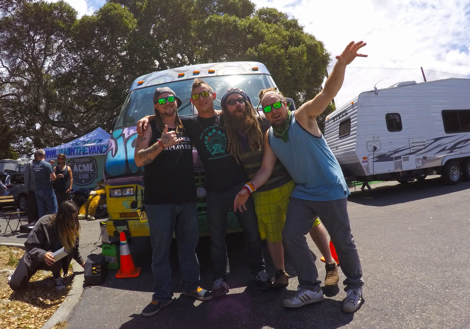 Jon Wayne and the Pain | Jam in the Van