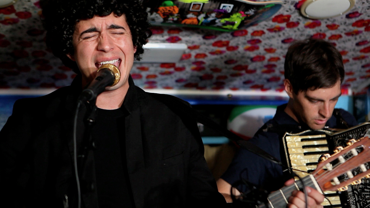 Brian Lopez | Jam in the Van