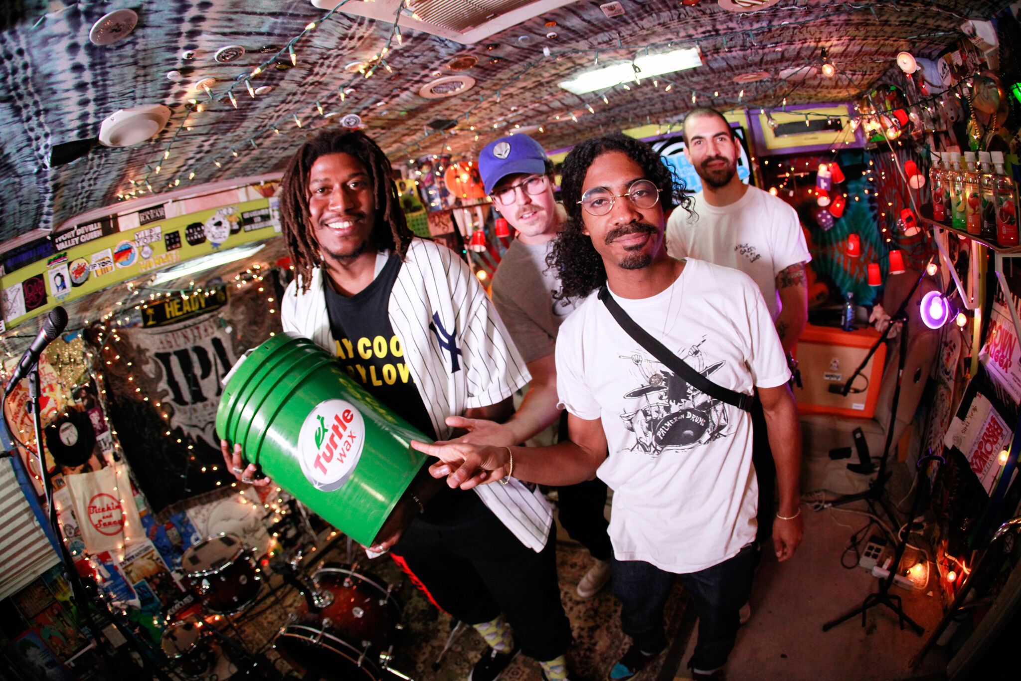 #TurtleWaxJams | Jam in the Van