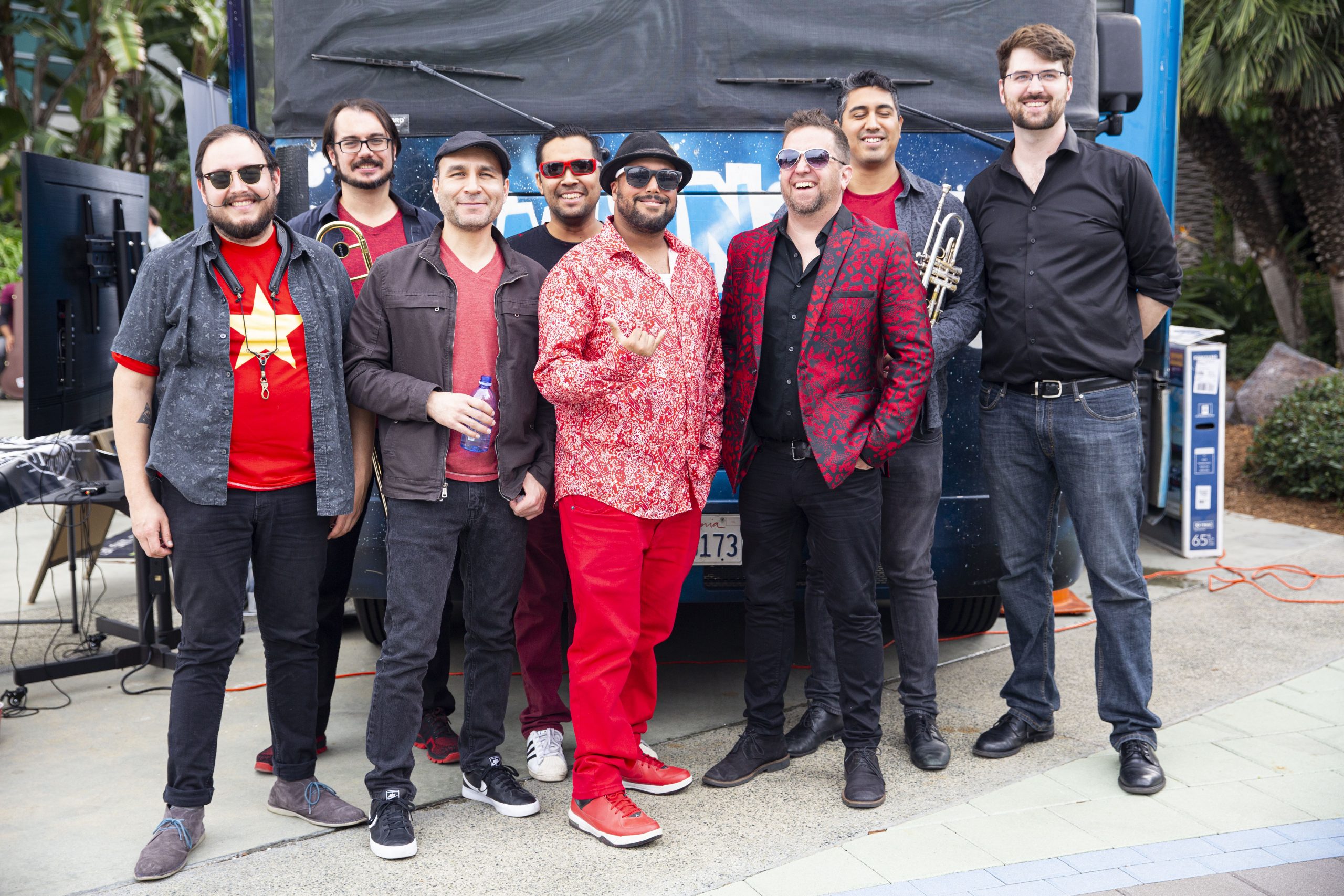 Cliff Beach | Jam in the Van