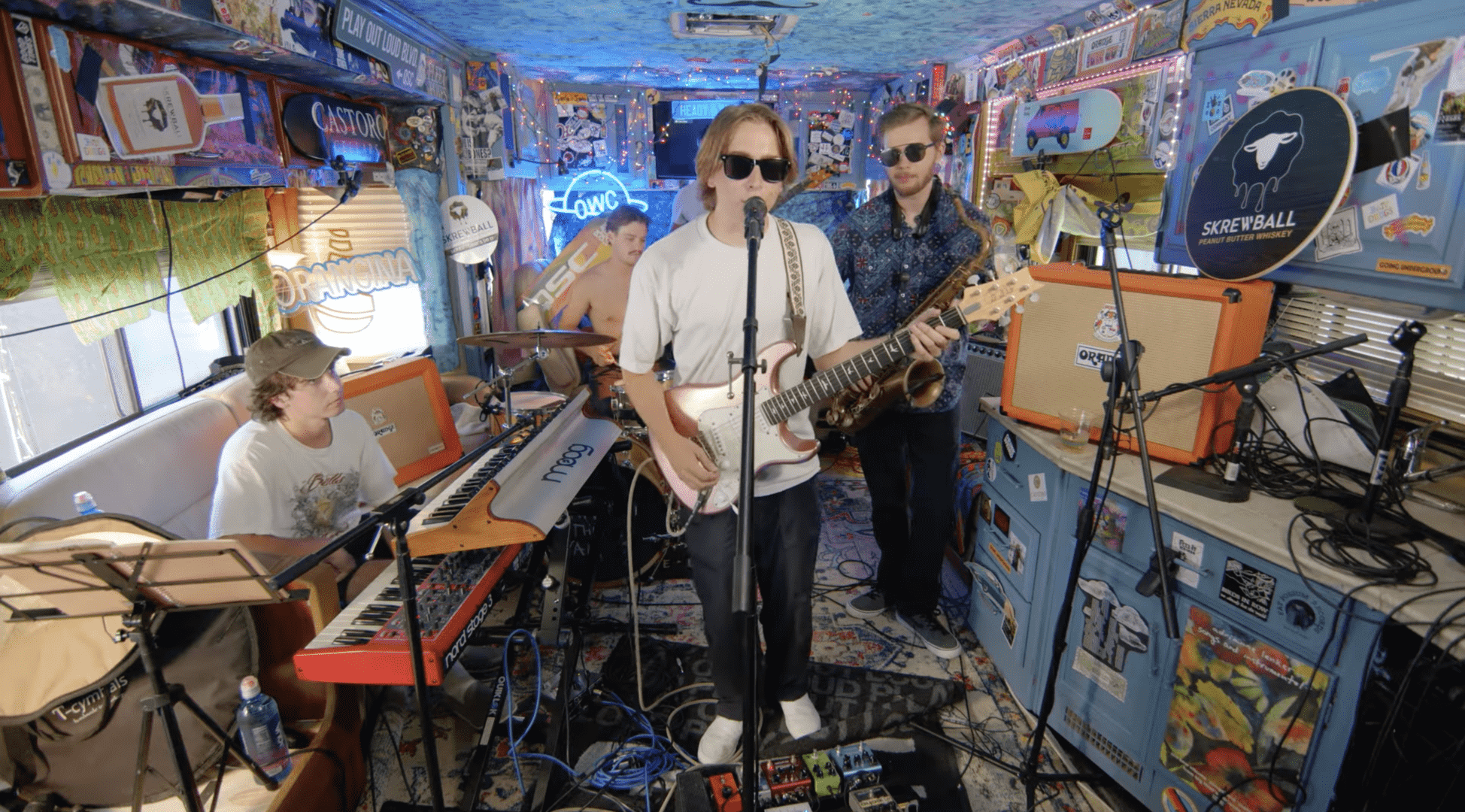 Turtle Logic | Jam in the Van